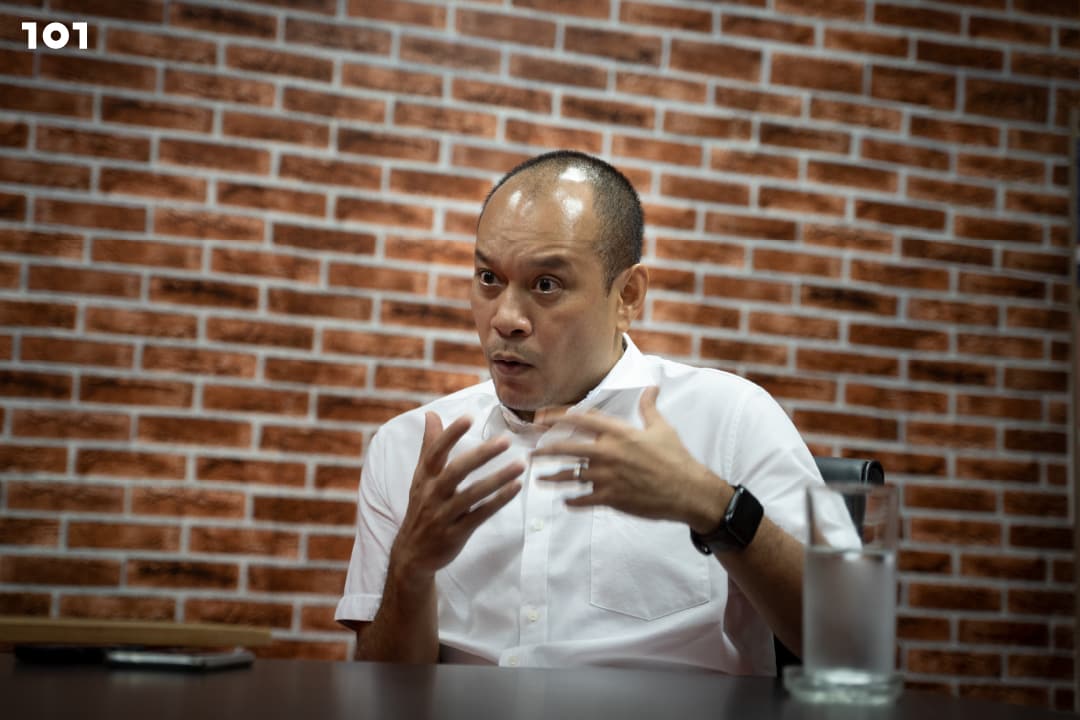 ณัฐวุฒิ ใสยเกื้อ: หนึ่งทศวรรษความตายแปลกหน้าในประวัติศาสตร์ไร้เสียง