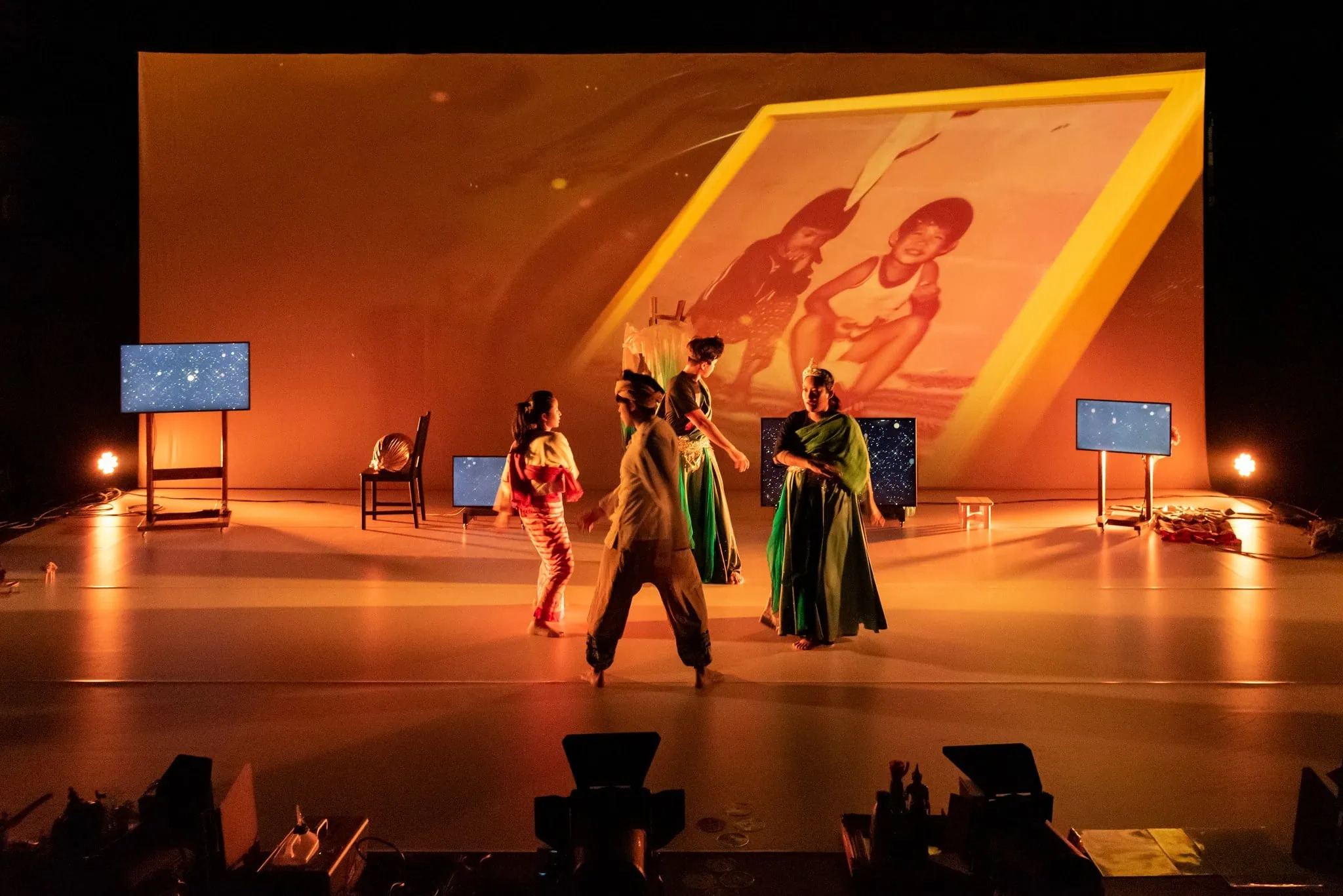 I Say Mingalaba, You Say Goodbye: หากประวัติศาสตร์มี ‘ถ้า’ และพม่า ...