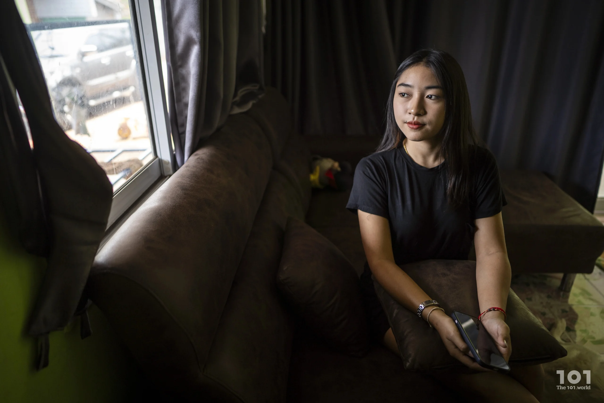 จากซาอุดรถึงผีน้อย: ‘ความฝันรุ่นพ่อ’ สู่ ‘ความจริงรุ่นลูก’ - The 101 World Documentary