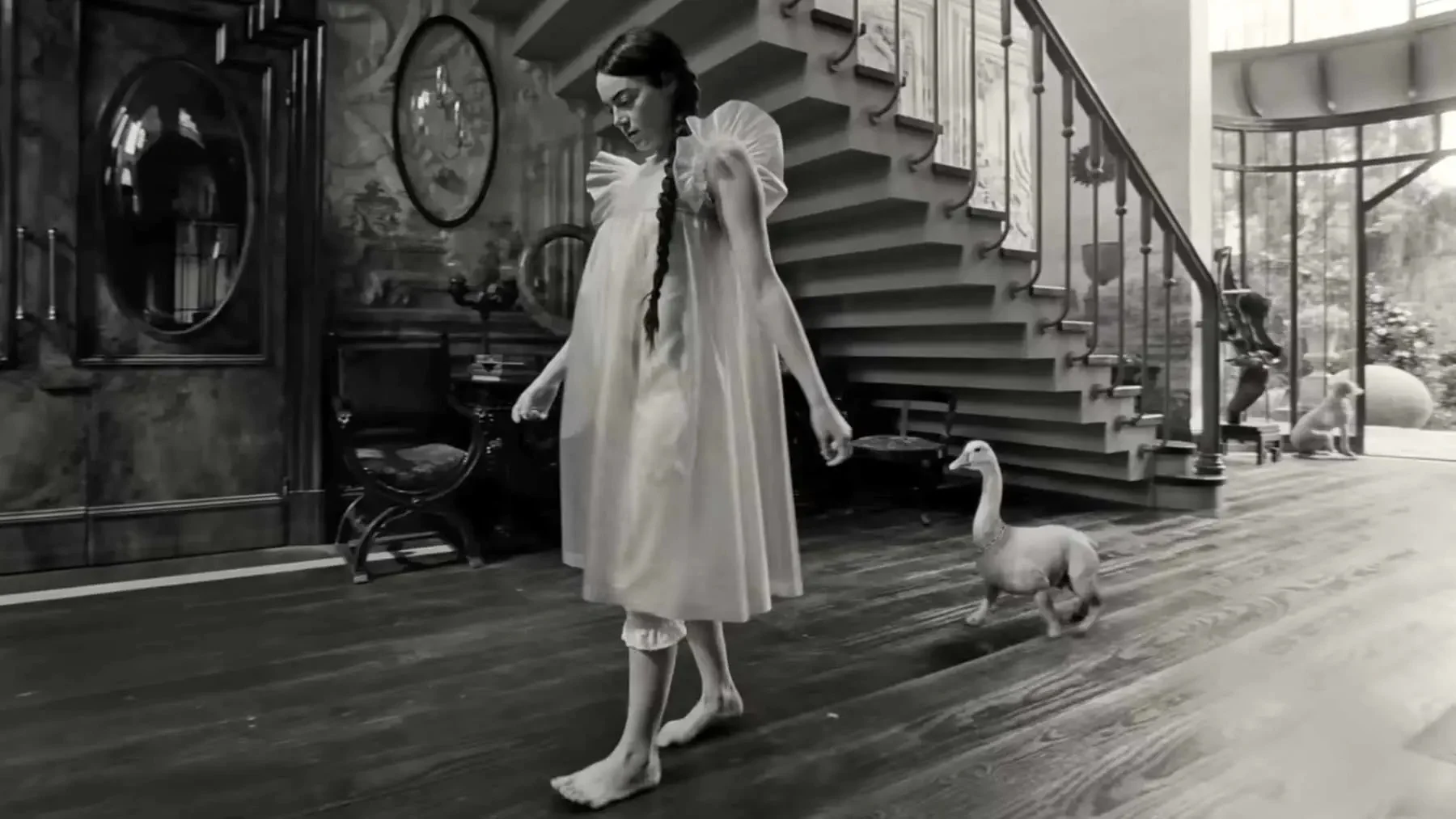 POOR THINGS เมื่อผู้หญิงกลายเป็นสิ่งวิปริต - The 101 World Life & Culture