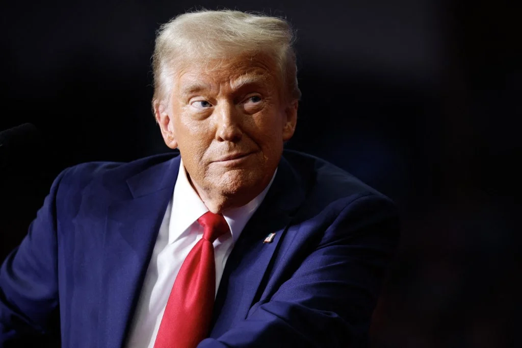 Amidst the Two Oceans ตอนที่ 1: ว่าด้วยบุคคลต้นแบบของ Donald Trump